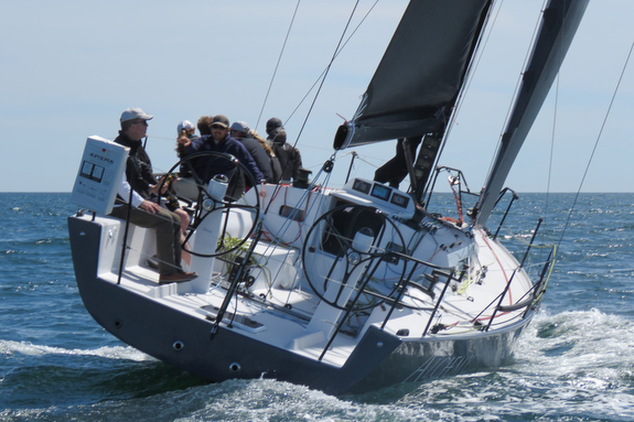 NEW J/121 Offshore Speed Guide!