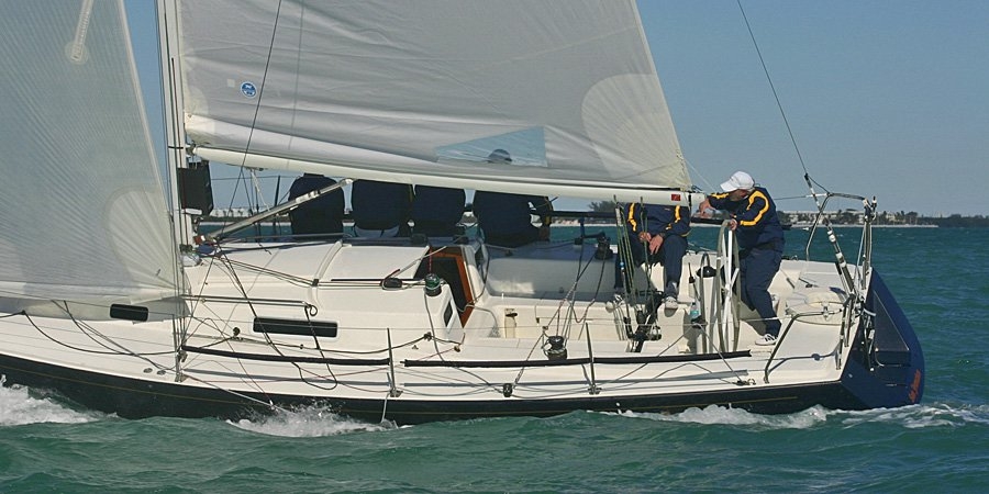J/105- World's Largest 35 ft One-Design Sailboat Class