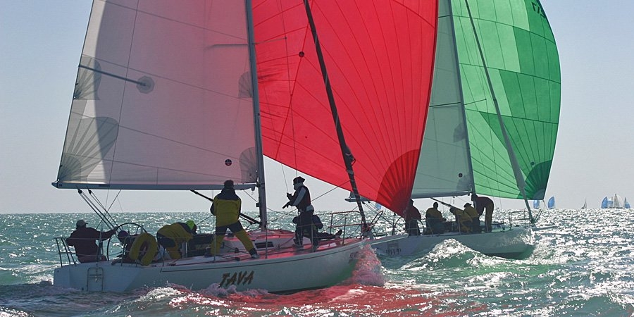 J/105- World's Largest 35 ft One-Design Sailboat Class