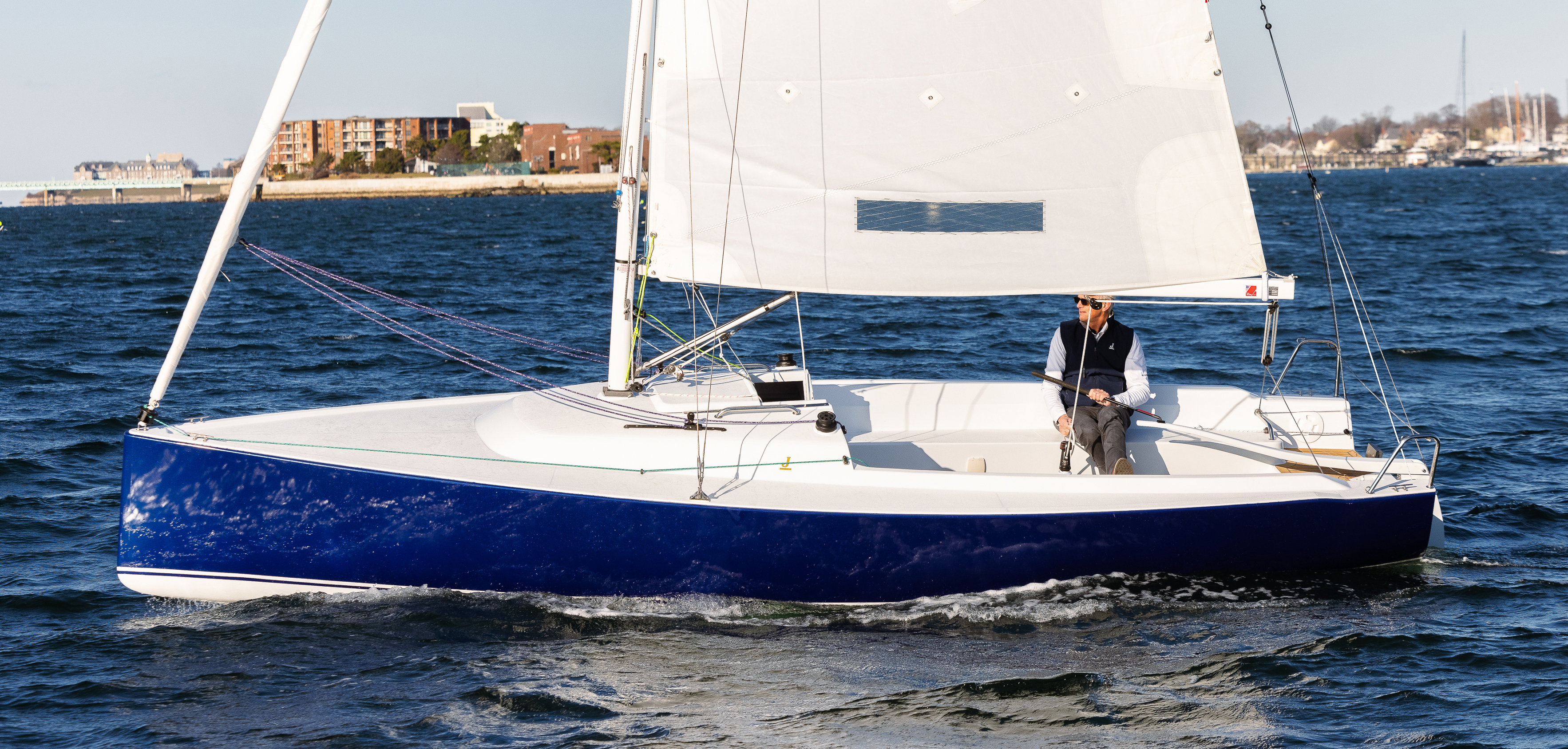 J/7 (23.0')