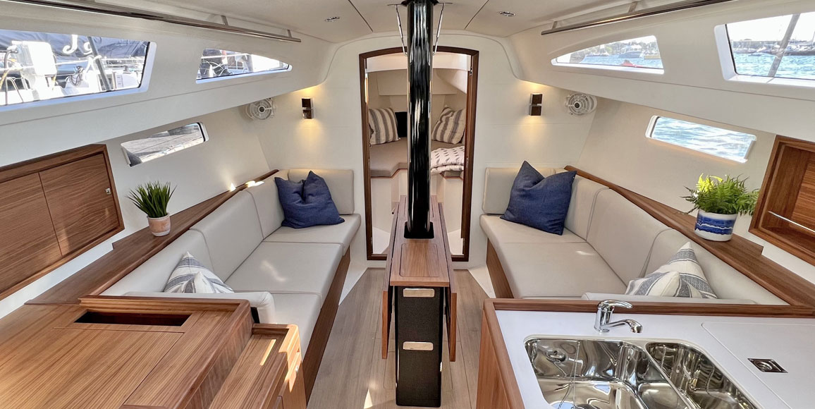 J/112E Offshore High-Performance 36 ft cruiser racer sailboat