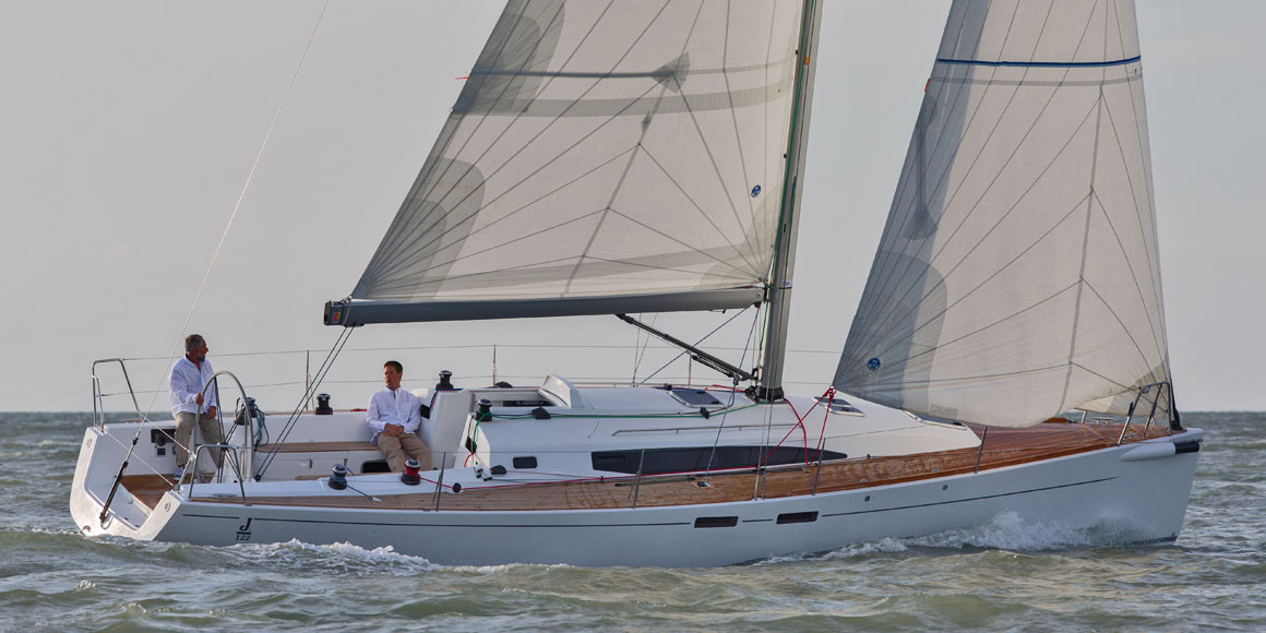 J/122E Offshore High-Performance 41 ft cruising racing sailboat