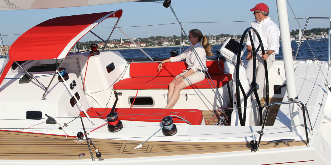 J/122E Offshore High-Performance 41 ft cruising racing sailboat