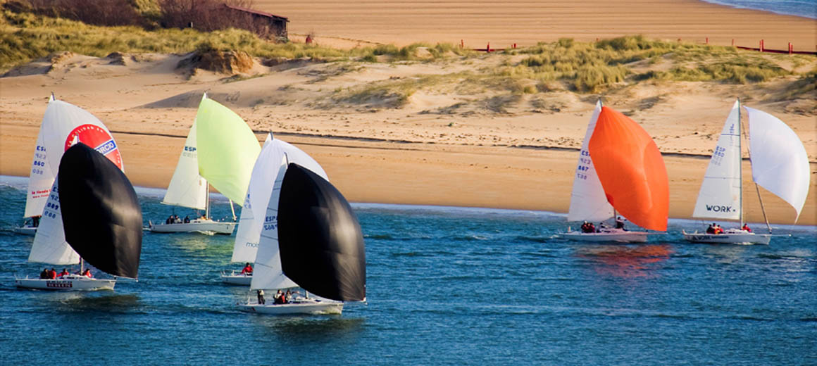 J/80 is the world's most popular 26 ft one-design keelboat.