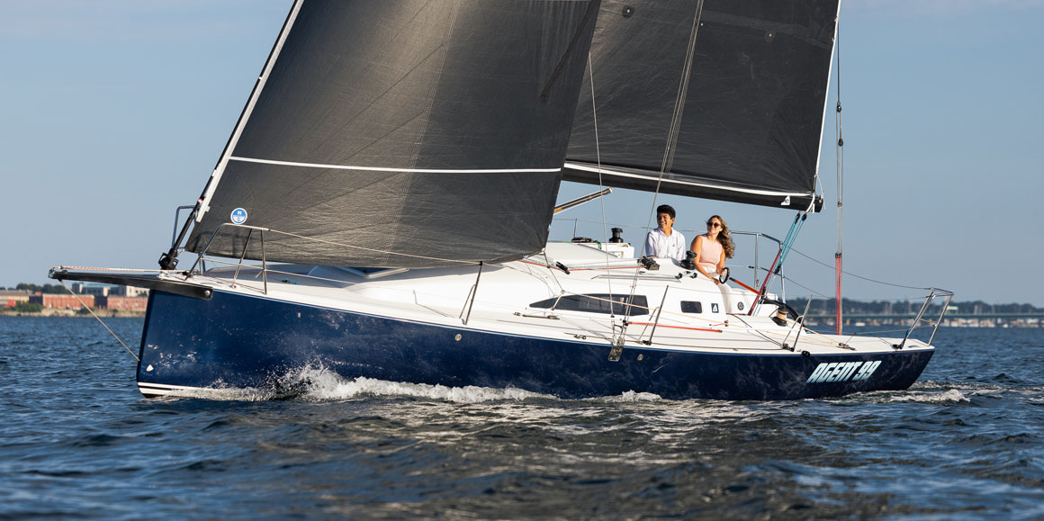 J/99 Speedster- A Family Friendly High-Performance 32 ft sailboat